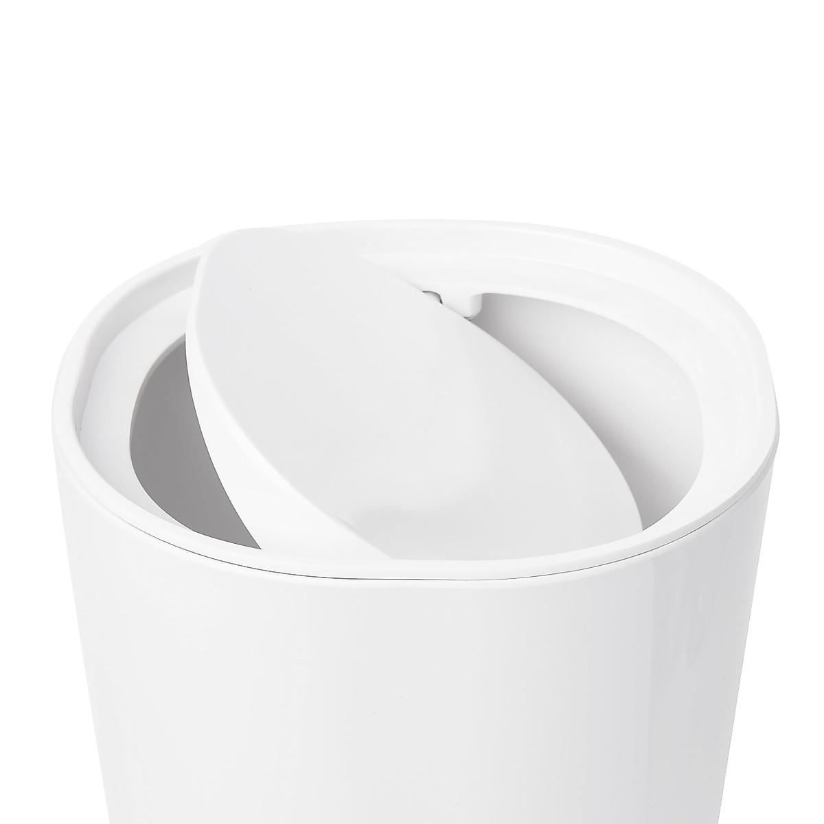 Umbra Step Trash Can with Lid