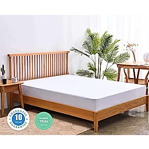 King Size Cooling Waterproof Mattress Protector Pad Cover,Bamboo Terry Top Breathable Fitted Sheet Style Deep Pocket-Noiseless,Vinyl,PVC Free,Matressprotector King for Pets Kids Adults