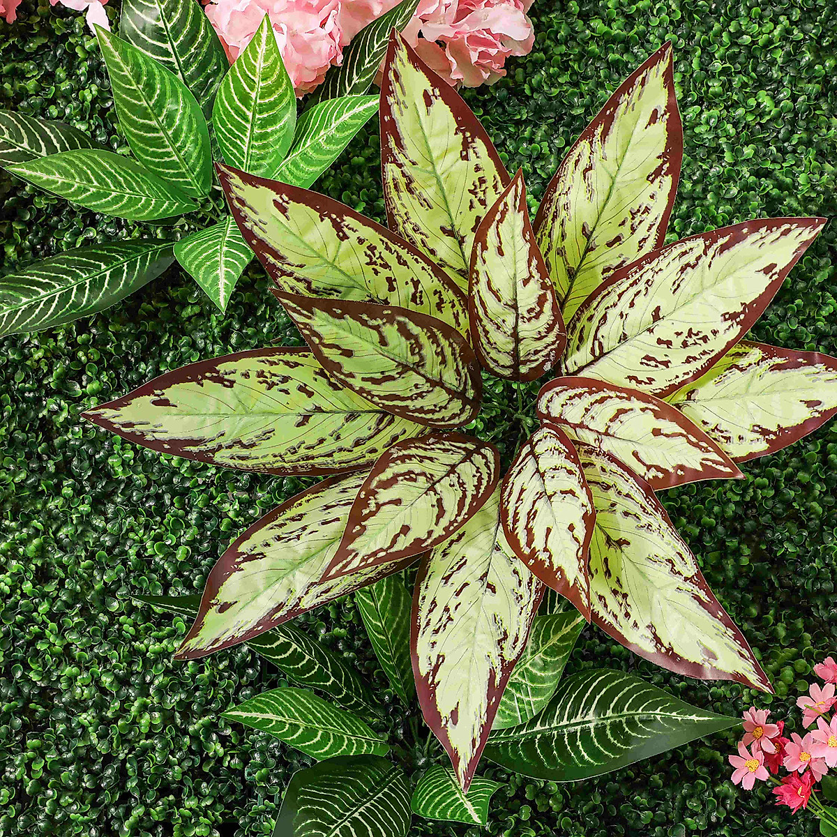 Lackingone 3 Pack Artificial Fern Plants Fake Leaves for Grass Backdrop Wall Fake Plants Home Garden Office Hanging Basket Wedding Indoor House Plants Green Wall Decoration Table Decor