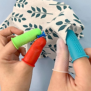 12 Pcs Silicone Hot Glue Gun Finger Caps, Anti-Slip and Reusable Silicone Thumb Protector, Finger Guard Protectors or Hot Glue Wax Rosin Resin Honey Adhesives Scrapbooking Sewing, Small, Medium, Large