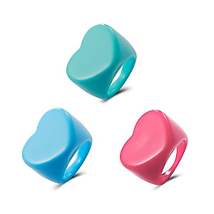 XUN Zhe 3Pcs Colorful Resin Heart Chuncky Rings Set,Cute Love Heart Shaped Acrylic Finger Rings Bands Jewelry for Women Teen Girls Party Accessories (Green Blue Pink)