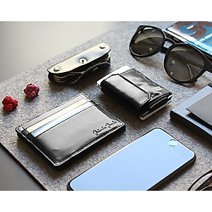 Jaimie Jacobs Flap Boy Slim Magic Wallet Genuine Leather RFID Blocking (Black)