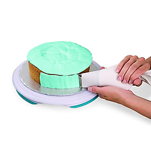 Wilton Carded Tip Cake Icer