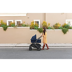 Cruz V2 Stroller - NOA (Navy/Carbon/Saddle Leather) + Bassinet - NOA (Navy/Carbon)