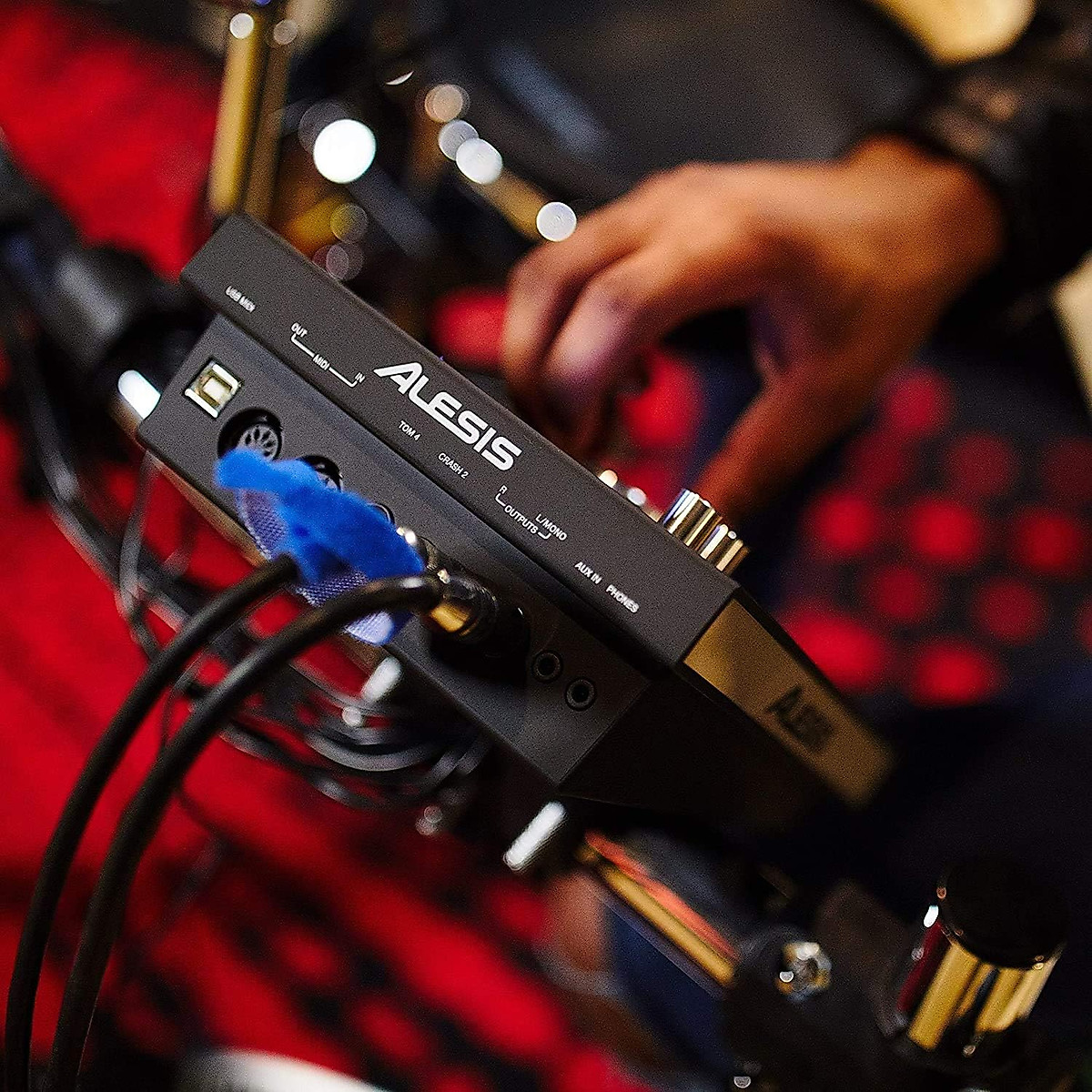 Alesis Drums Command Mesh Kit - Electric Drum Set with USB MIDI Connectivity, 600+ Electronic & Acoustic Drum Kit Sounds and Dual Zone Mesh Pads