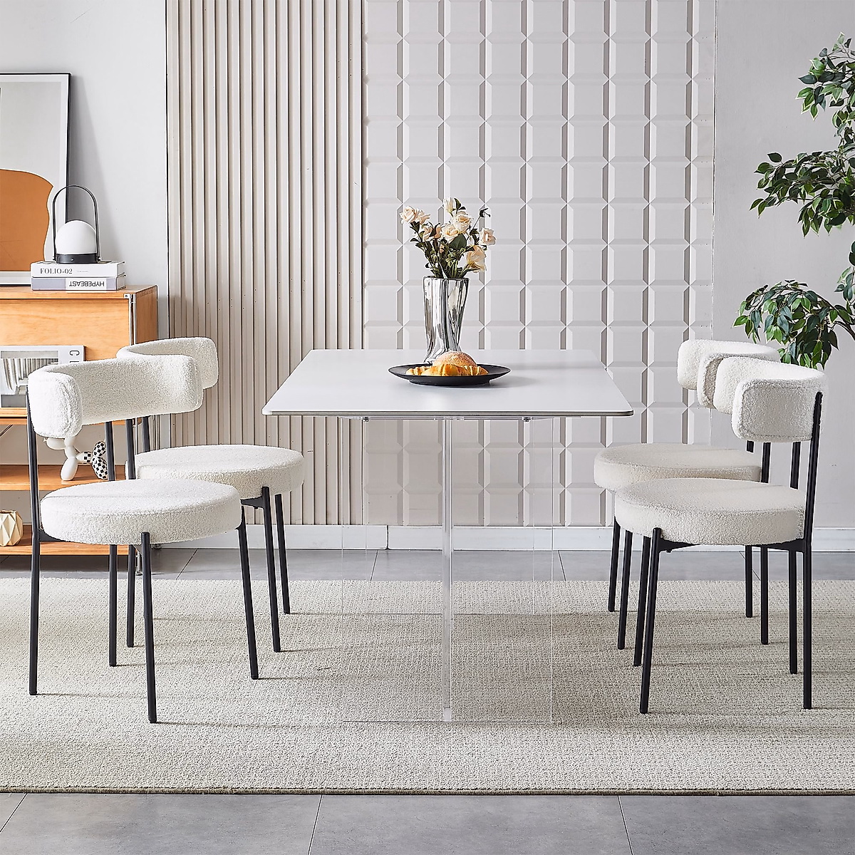 Honyee White Dining Chairs, Modern Dining Chairs Set of 4, Teddy Fleece Round Cushion Dining Room Chairs, Curved Backrest with Black Metal Legs (White, 4Pcs)