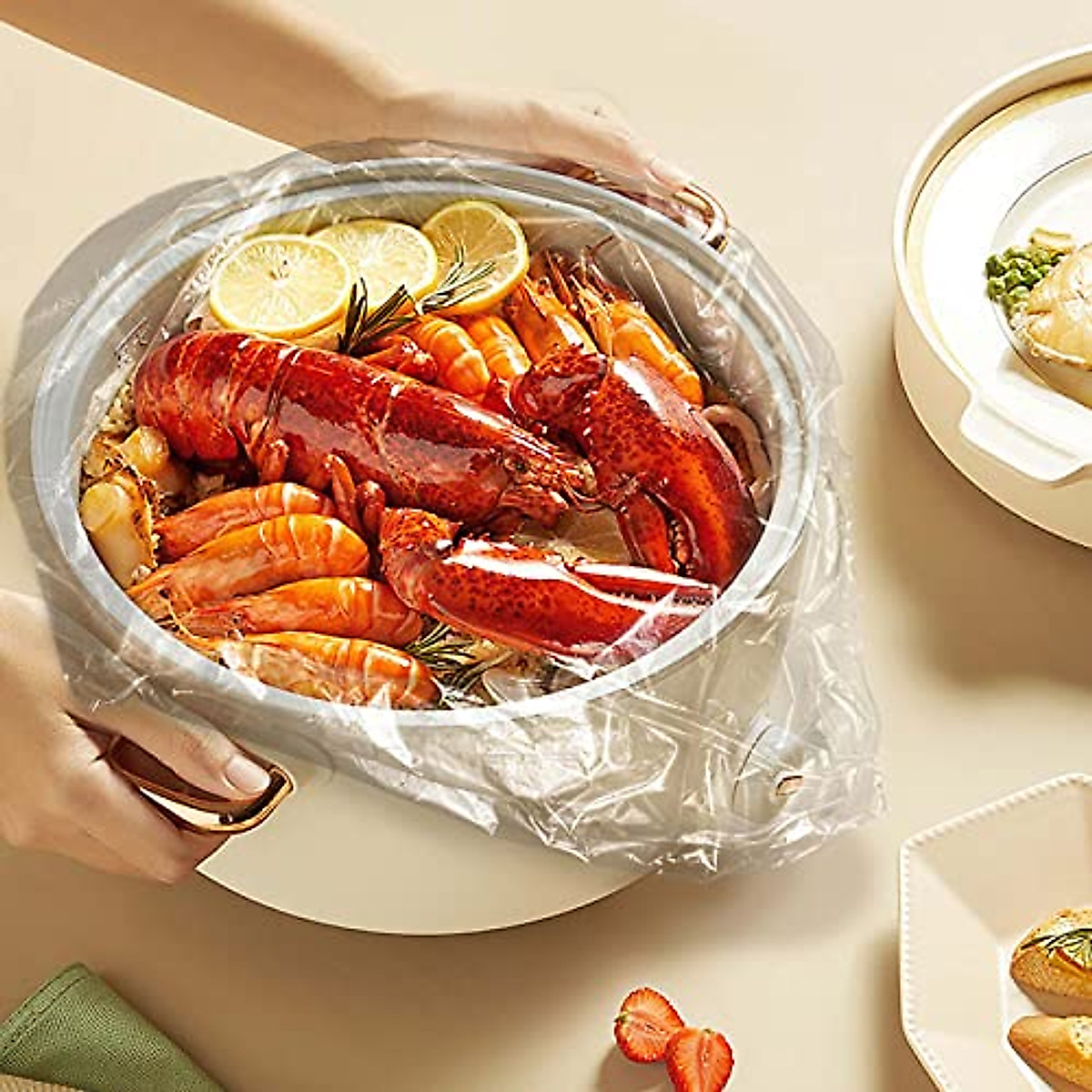 17supply 13 x 21 Inch Heavy Duty Slow Cooker Liners, BPA-Free, Made in the USA, Disposable Slow Cooker Liners & Cooking Bag, Fits Oval & Round Pans, 12* (1 Pack/2 Piece)