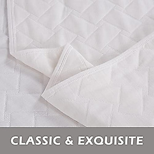 ACCOTIA 100% Cotton Muslin Blanket for Adults 78"x90", Soft Breathable Queen Size Bed 6 Layers Blanket with Jacquard Design for All Season (Square Pattern, White)