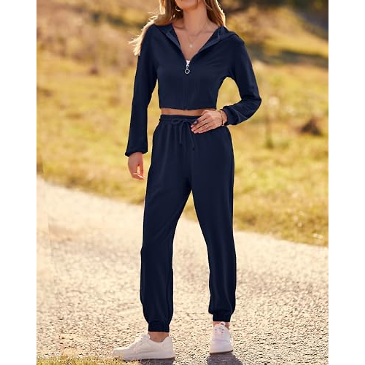 KIRUNDO Women 2 Piece Outfits y2k Fashion Sweat Sets Casual Zip Up Long Sleeve Hoodie Jacket And Sweatpants Work Out Sets (Navy, X-Large)