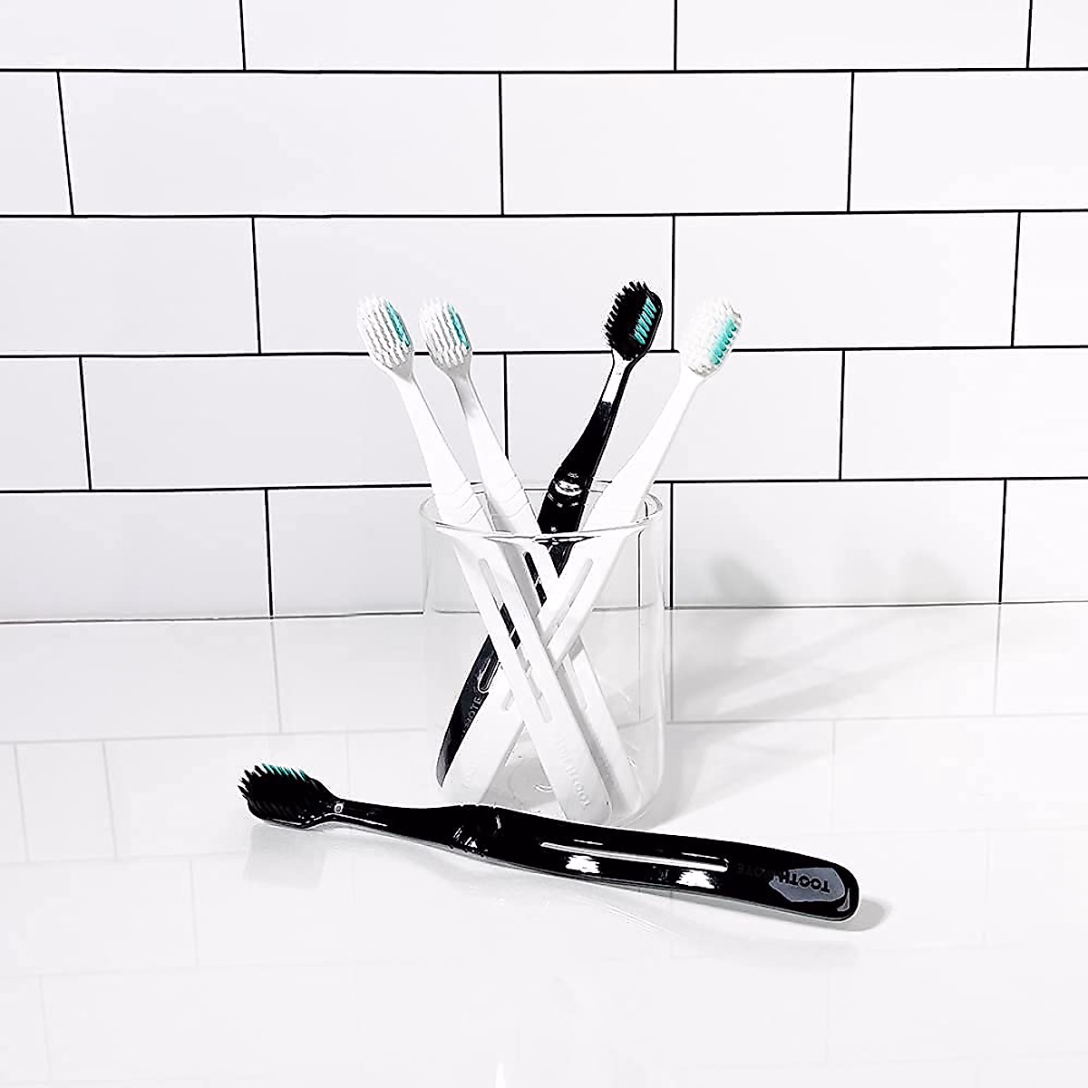TOOTH NOTE Manual Toothbrush Wave Line (Infused Charcoal & White Set) / Soft Bristles for Sensitive Gums & Deep Clean/Clean Off Dental Plague/Practical and Functional Hands