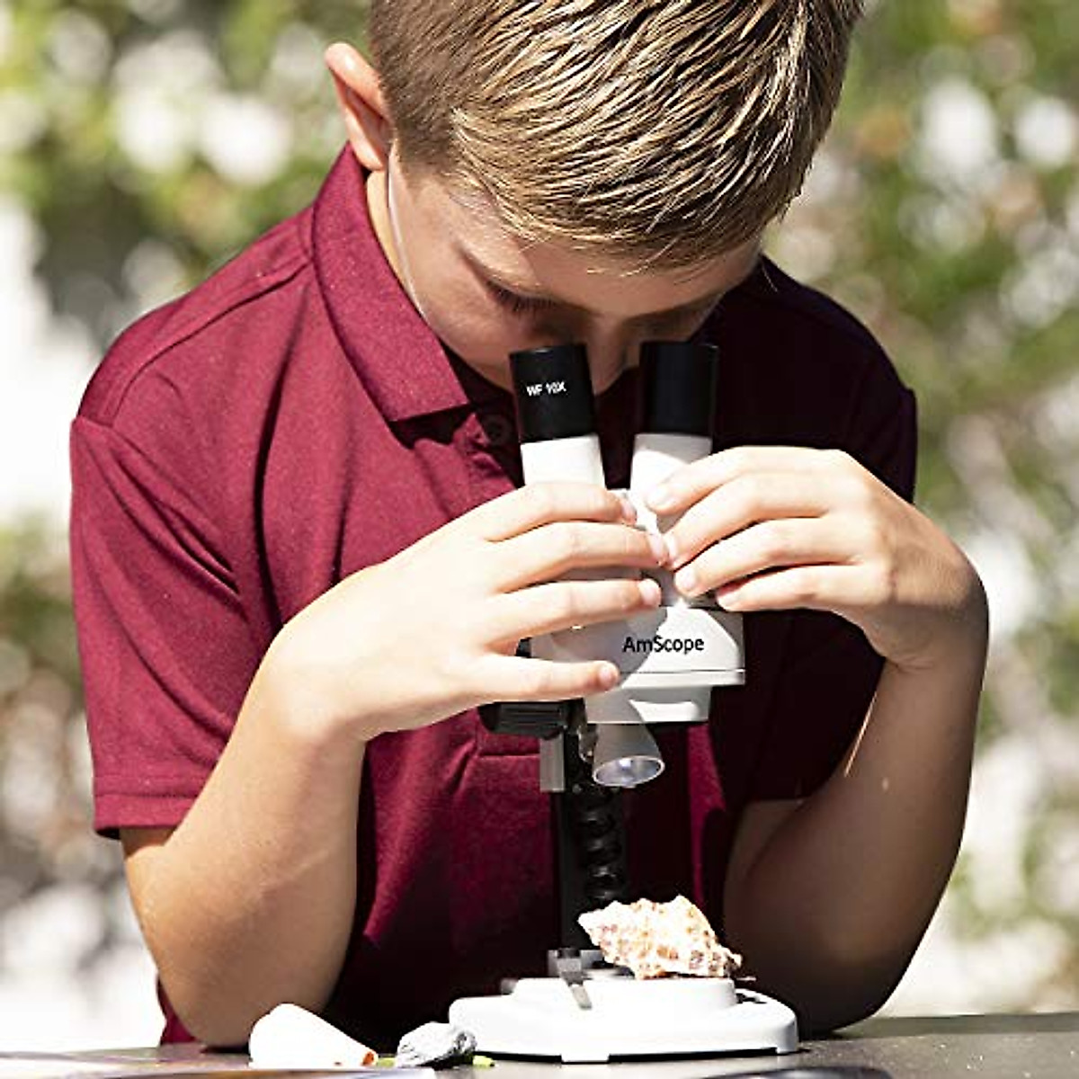 AMSCOPE-Kids SE100Z-LED Portable Binocular Stereo Microscope, WF10X and WF20x Eyepieces, 20X and 40X Magnification, 2X Objective, LED Light Source, Reversible Black/White Stage Plate, Battery-Powered