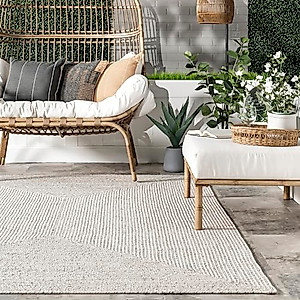nuLOOM Wynn Braided Indoor/Outdoor Accent Rug, 2x3, Ivory