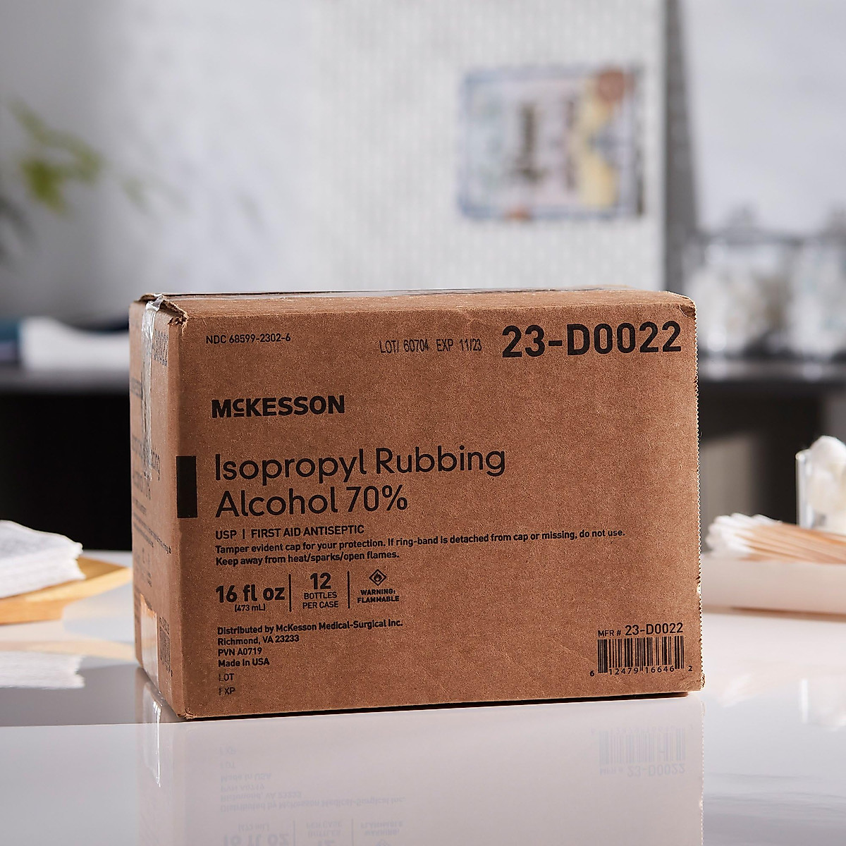 McKesson Isopropyl Rubbing Alcohol 70% [12 Count] USP First Aid Antiseptic, 16 oz