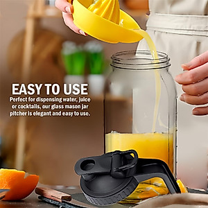 2 Pack 64 oz Pitcher With Lid, Glass Pitcher With Lid, Leak-Proof Airtight Mason Jar Pitcher, Sun Tea Jar, Glass Pitcher, Sun Tea Pitcher for Ice Tea, Cold Brew Coffee, Breast Milk, Juices