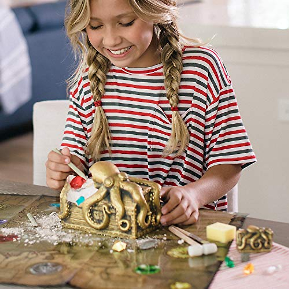 MindWare Dig It Up Discoveries Pirate: Giant Discovery Project for Kids – Dig up 13 Inspiring Charms – Includes a Bonus dig, 2 chisels and 1 Poster Filled with Pirate Facts and lore