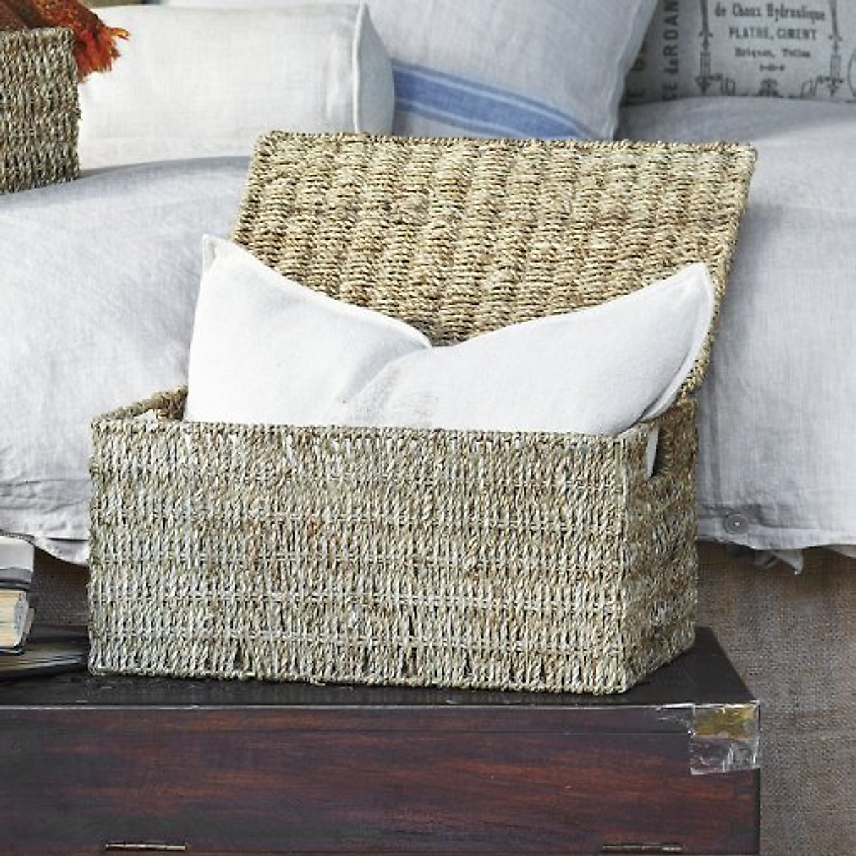 The Lucky Clover Trading Co Classic Braided Seagrass Lid Basket, Natural