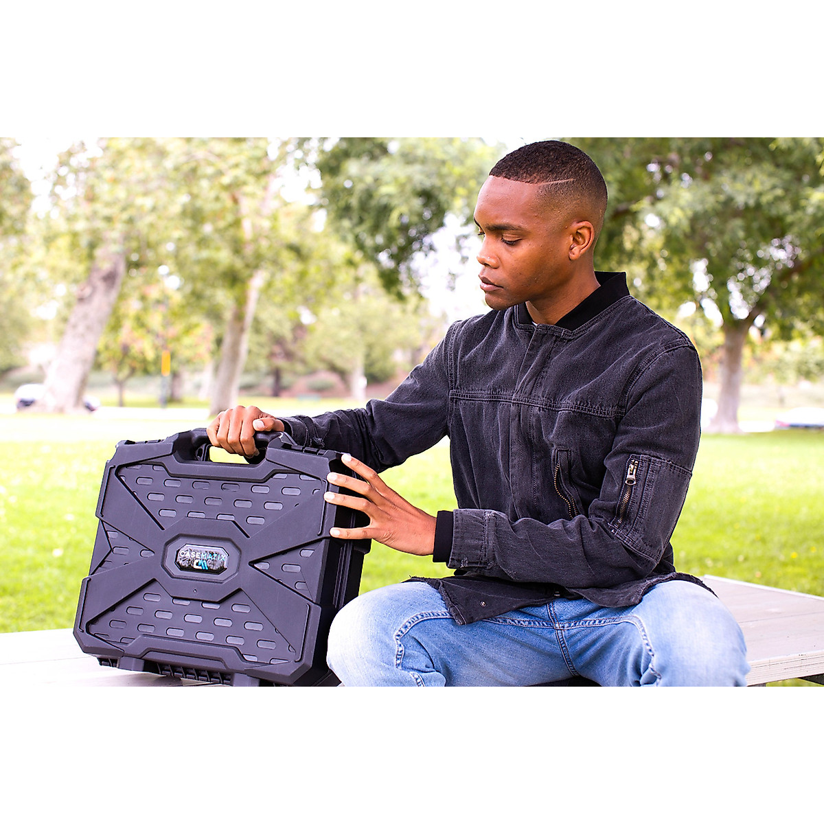 CASEMATIX Projector Travel Case Compatible with ViewSonic PA503S, PA503W, PA503X, PG703W, PG703 Projectors, HDMI Cable and Remote, Case Only