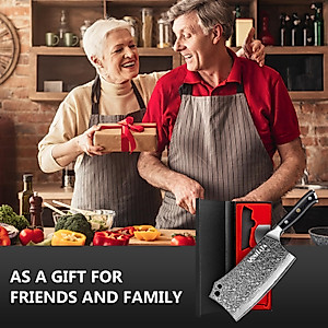 MOSFiATA Damascus 7” Cleaver Knife，Ultra Sharp Vegetable and Meat Butcher Knife with Finger Guard for Home Kitchen and Restaurant