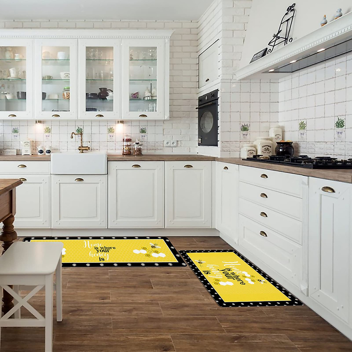 2 Pieces Kitchen Rugs Set Idyllic Bumble Bee Daisy Flower Yellow Back,Water Absorbent Soft Doormat Area Runners Summer Farm Honeybee Floral,Non-Slip Bath Mat for Entryway Bathroom Laundry