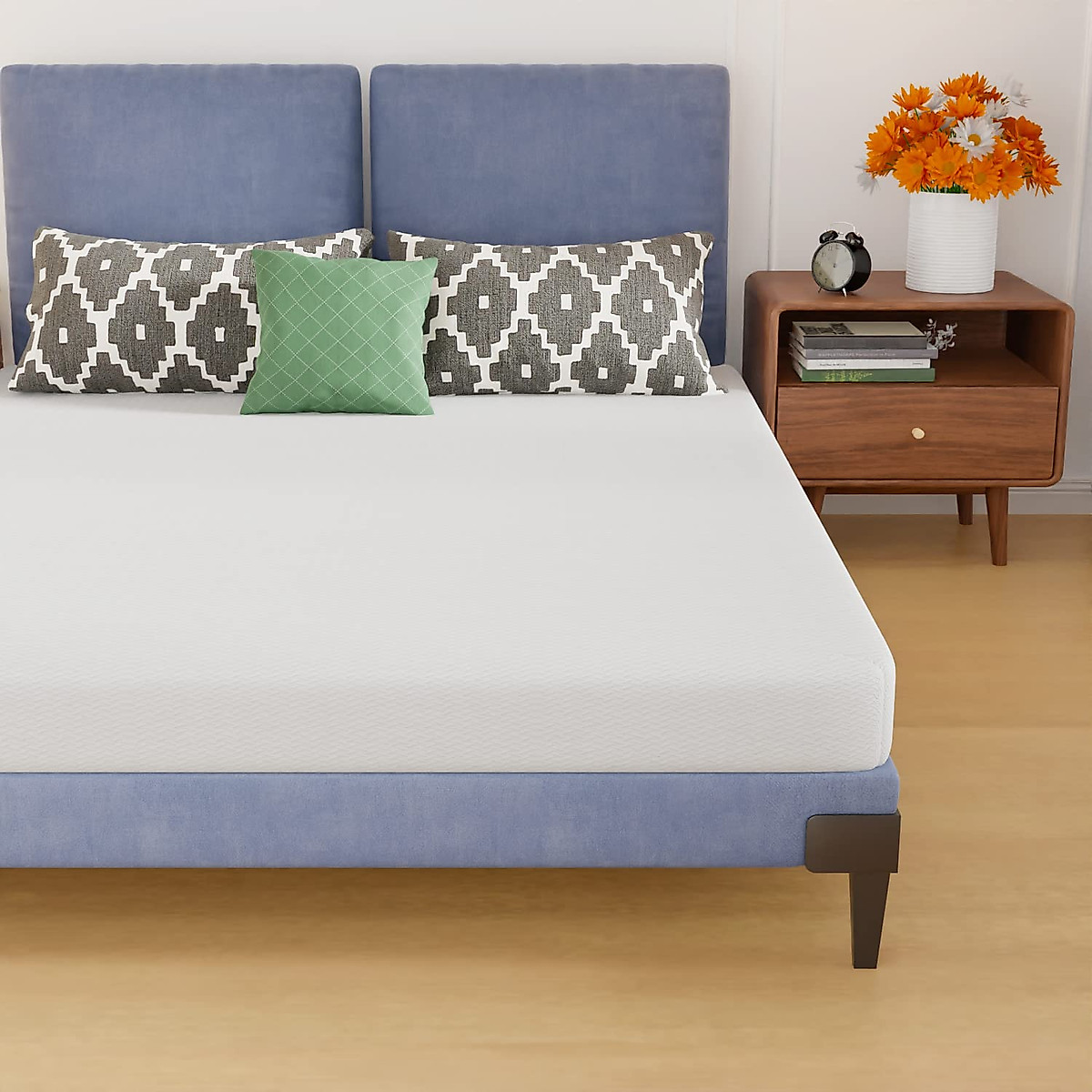 5 Inch Memory Foam Mattress Medium Firm Mattresses CertiPUR-US Certified Bed-in-a-Box Pressure Relieving Queen Size,Fiberglass Free，White