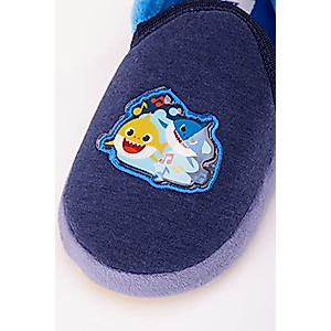 Nickelodeon Toddler Boys' and Girls’ Baby Shark Slippers - Plush Fuzzy Slippers, Non-Skid Sole (5-12 Toddler/Kid), Size 7-8 Toddler, Baby Shark Blue