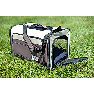 Armarkat PC102R Beige & Chocolate Pet Carrier