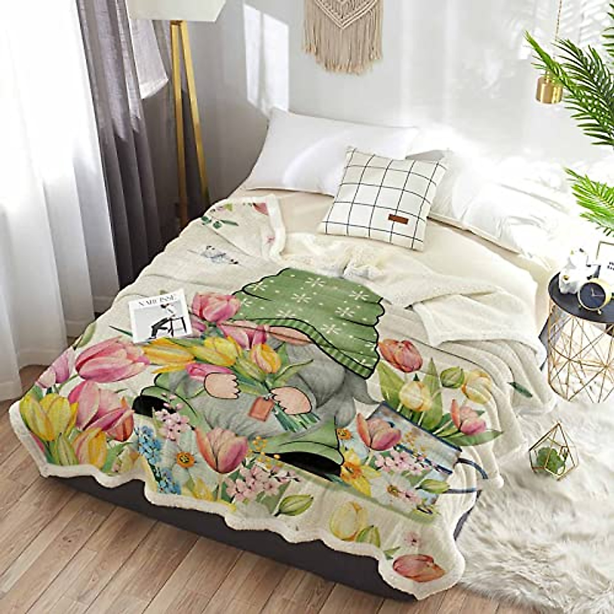 Possta Decor Sherpa Fleece Throw Blankets,Easter Gnome Spring Pink Tulip Floral Mother's Day Soft Warm Fleece Reversible Blanket,Dwarf Flower Plant Cozy Throws for Living Room Sofa,Couch,Bed 40x50In