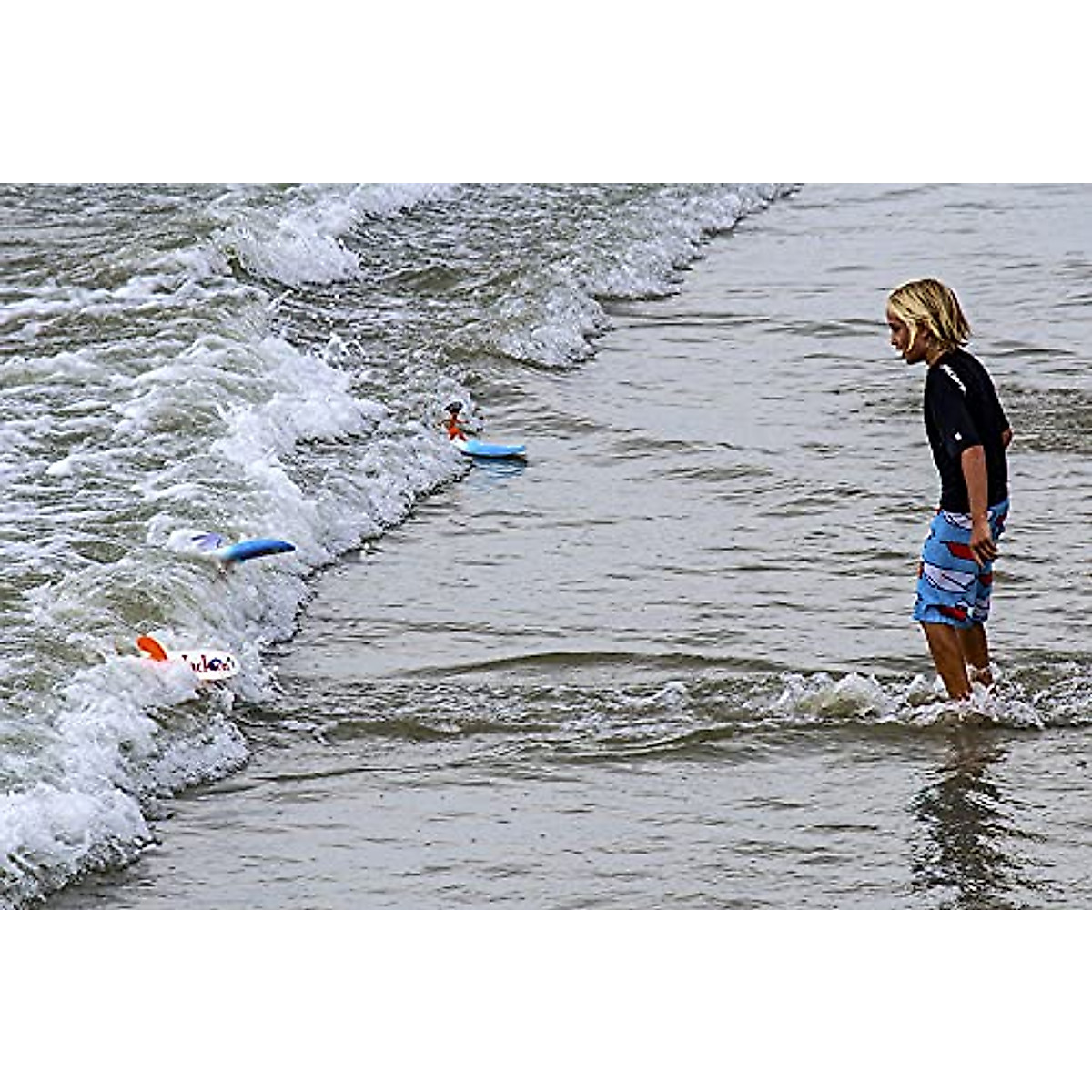 Surfer Dudes Classics Wave Powered Mini-Surfer and Surfboard Toy - Sumatra Sam