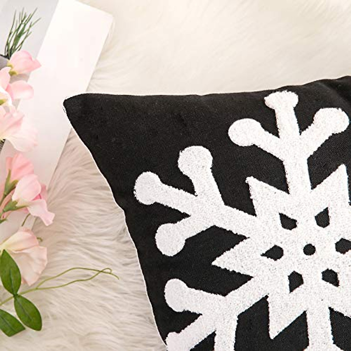 MIULEE Pack of 2 Christmas Decorative Snowflake Throw Pillow Covers Canvas Embroidery Cushion Cases Holiday Decor Soft Pillowcases for Winter Couch Sofa Bedroom Car（Black, 18x18in）