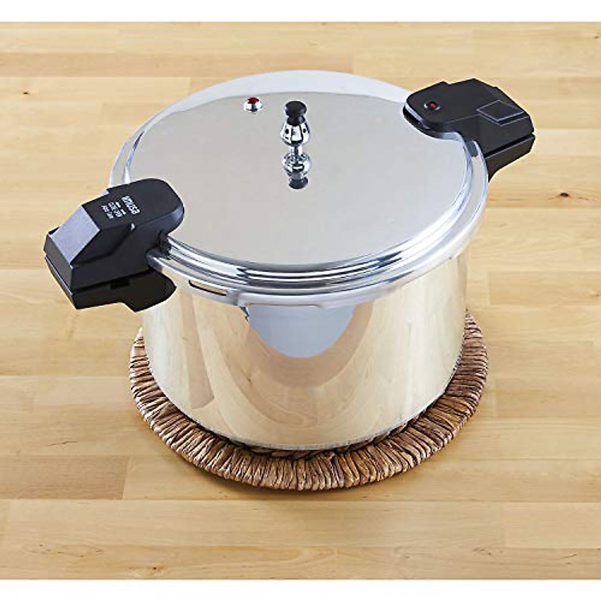 IMUSA USA A417-80807 16Qt Jumbo Stovetop Pressure Cooker with Regulator and Side Handles, Silver