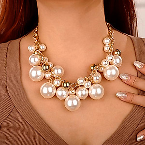 Wiwpar Women Statement Gold Short Chain Pendant Pearl Necklaces Chunky Faux Pearl Cluster Collar Bib Choker Necklace and Earrings Set for Women Gift