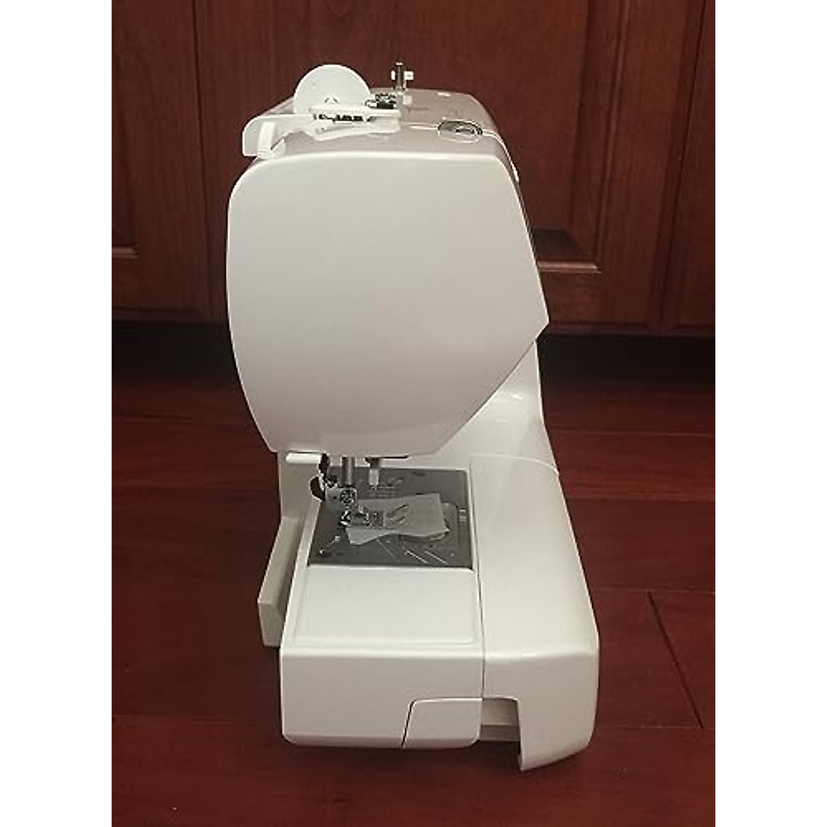 Janome 49360 Computerized Sewing Machine with Thread Cutter