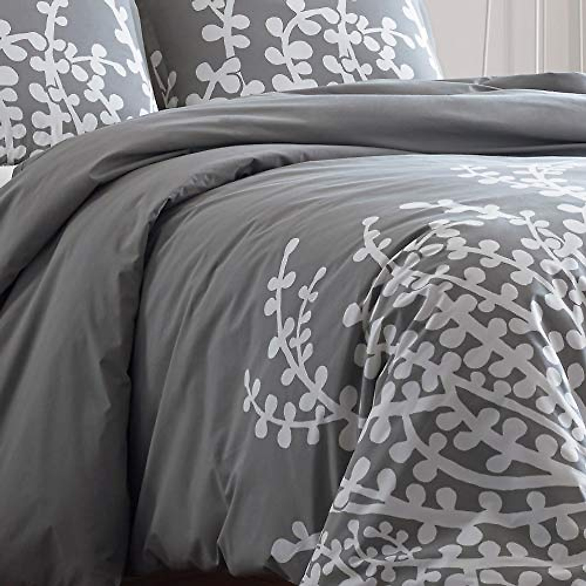 City Scene - Full/Queen Duvet Cover Set, Cotton Bedding with Matching Shams, Softens with Each Wash (Branches Grey, Full/Queen)