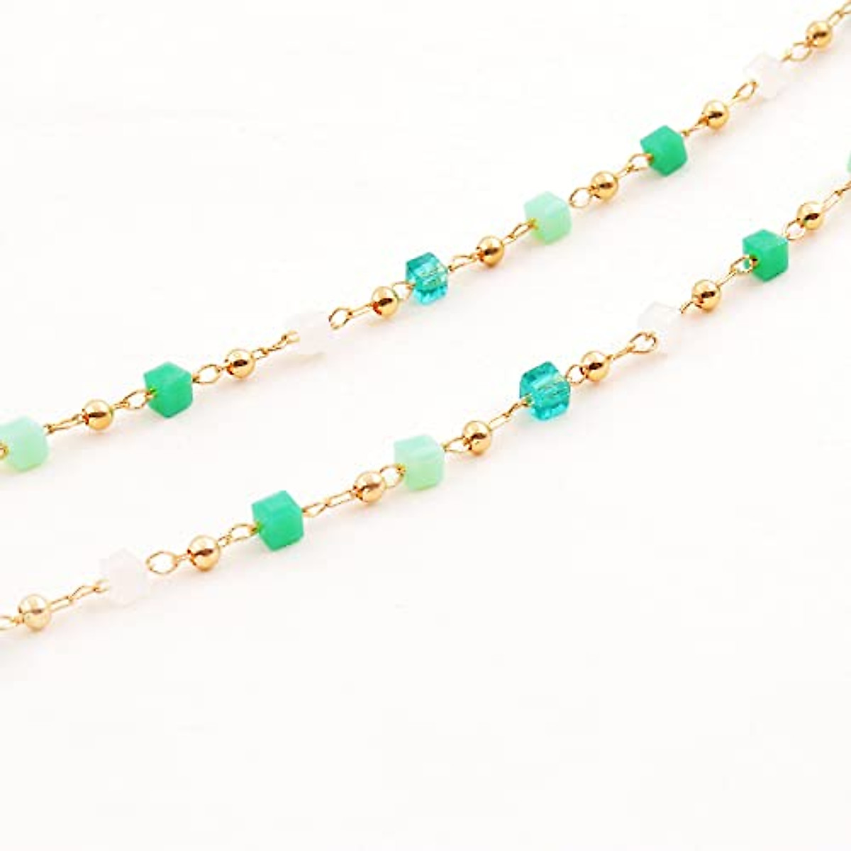 FUTIMELY Bohemia Green Beaded Beads Choker Necklace for Women,Simple Fresh Green Beaded Square Round Bead Choker Necklace Fashion Jewelry (Gold)