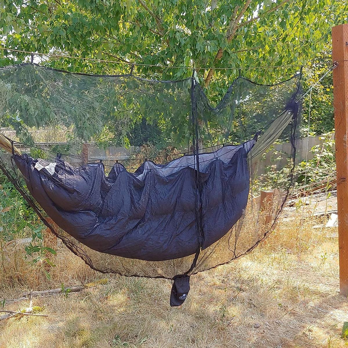 Wecamture Hammock Bug Mosquito Net XL 11x4.6FT No-See-Ums Polyester Fabric for 360 Degree Protection Dual Sided Diagonal Zipper for Easy Access Fits All Hammocks