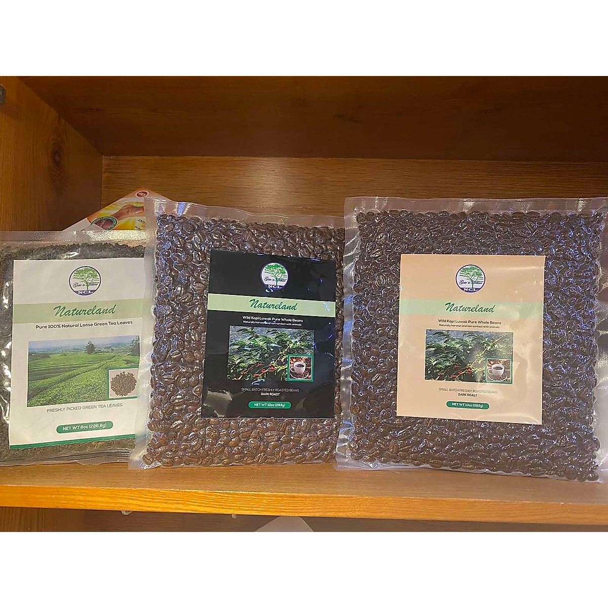 Natureland Wild Kopi Luwak Coffee Whole Beans, Freshly Made Wild Civet Arabica Coffee Bean, Dark Roast Kopi Luwak Coffee Gifts, Produce in best regions of Vietnam, 4oz /113 grams, Civet Coffee, Luxury Cat Poop Coffee.