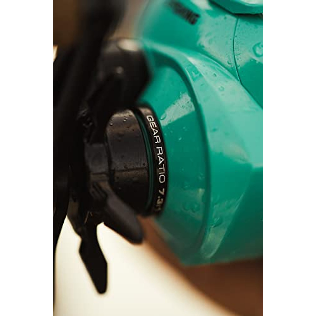 13 FISHING - Modus TX2 Baitcast Reel - 7.3:1 Gear Ratio - Right Hand Retrieve (Salt+Fresh) - MODTX2-7.3-RH, Seafoam Green