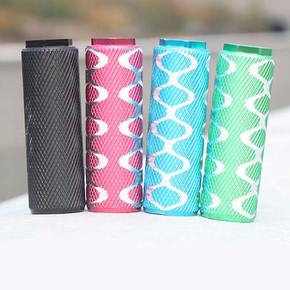 1 Pair Bike Pedal Mountain Bike Accessory Small Hole MTB Pedals Bike Accessories Platform Pedals Bike Components Peg Stunt Pedal Back Seat Hook up Repair Nail Cleats Spikes