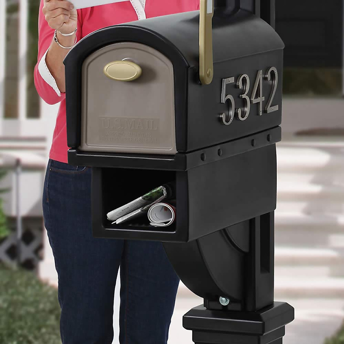 Step2 Mailmaster Hudson Mailbox, Easy to Install, Large Mailboxes for Outside, Heavy-Duty, Weather Resistant, Black