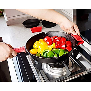 3Pcs Silicone Hot Handle Holder Non Slip Pot Holders Cover，Cast Iron Skillets Handles Covers Heat Resistant Pot Sleeve Grip Cookware Handle for Frying Cast Iron Skillet Metal Pan（Large red）