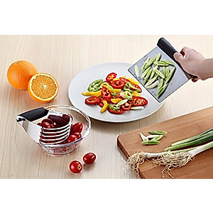 Spring Chef - Dough Blender and Pastry Cutter, Stainless Steel Nut, Pie, Pastry and Dough Cutter and Scraper, Multipurpose Baking Tools with Soft Grip Handles, Black