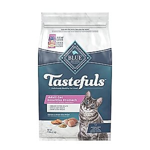 Blue Buffalo Tastefuls Sensitive Stomach Natural Adult Dry Cat Food, Chicken 7lb bag