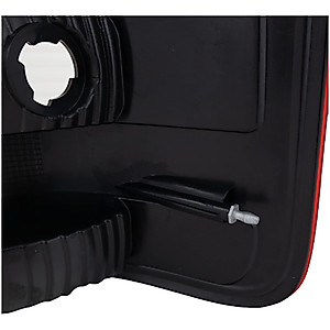 Garage-Pro Tail Light Compatible with 2004-2006 Ford F-150-Driver Side