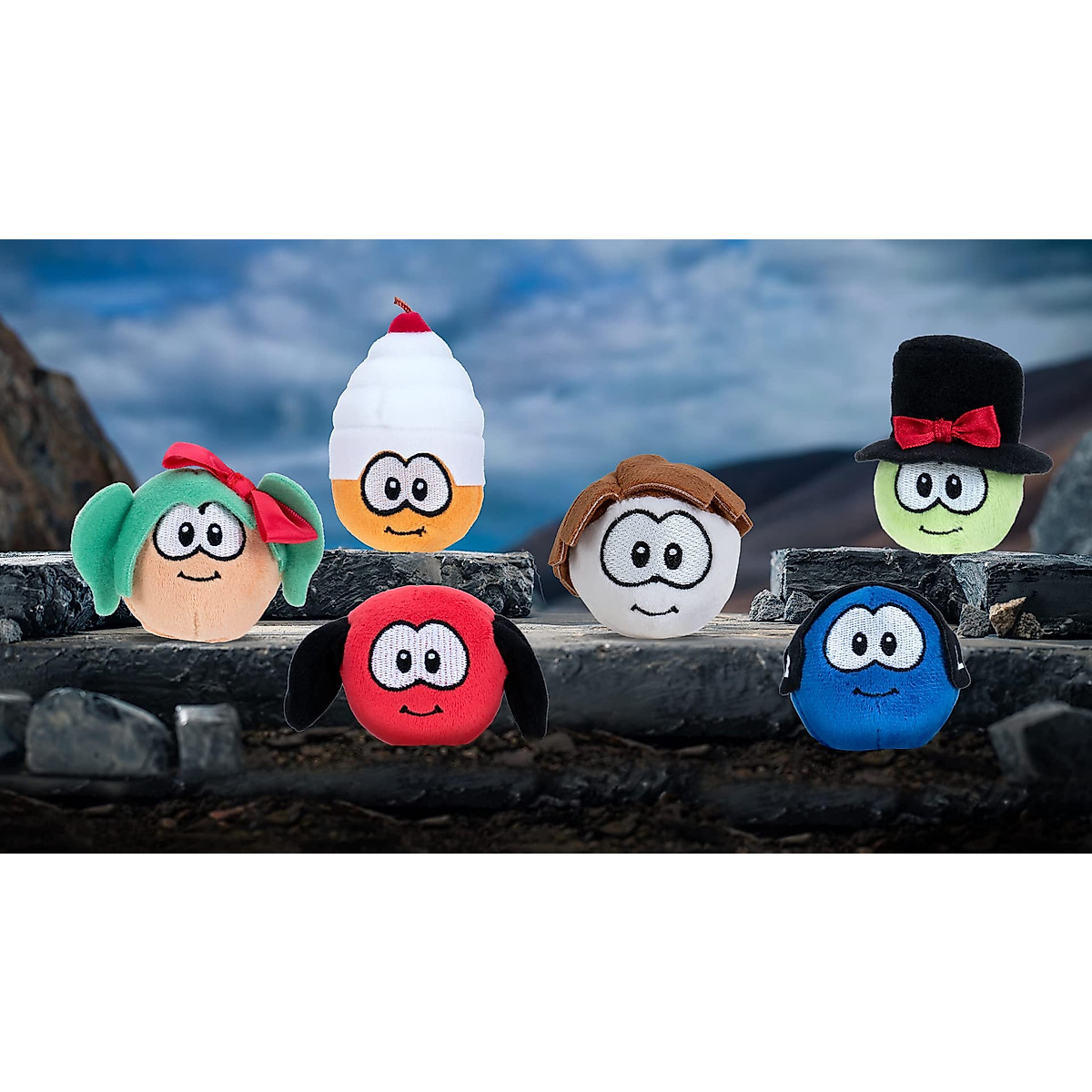 Roblox Collection: Meep City Micro Plush Mystery 3-Pack [Includes 3 Exclusive Virtual Items]