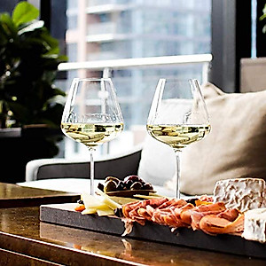 Grassl Cru Wine Glass, Hand-Blown Crystal Wine Glass for Burgundy Red Wine like Chardonnay and Pinot Noir