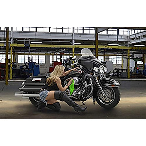 Shine Doctor Motorcycle Cleaner 32 oz. with Microfiber Towel Cleans Chrome, Leather, Vinyl, Glass and Removes Grime and Grease