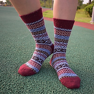 YQHMT Wool Socks for Women Gifts Winter Warm Thick Thermal Vintage Knit Soft Comfy Crew Socks Stocking Stuffers, Christmas Gifts