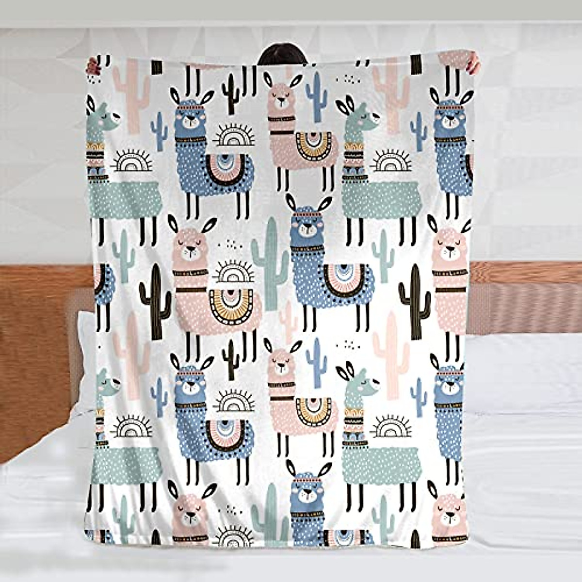 Llama and Cactuses Throw Blanket Warm Ultra-Soft Micro Fleece Blanket for Bed Couch Living Room Decoration
