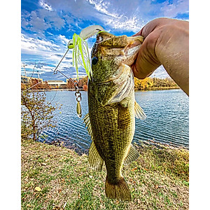 Catch Co 10,000 Fish Yoto Worm Soft Plastic Creature Bait Fishing Lure Watermelon Red Flake 4.75"