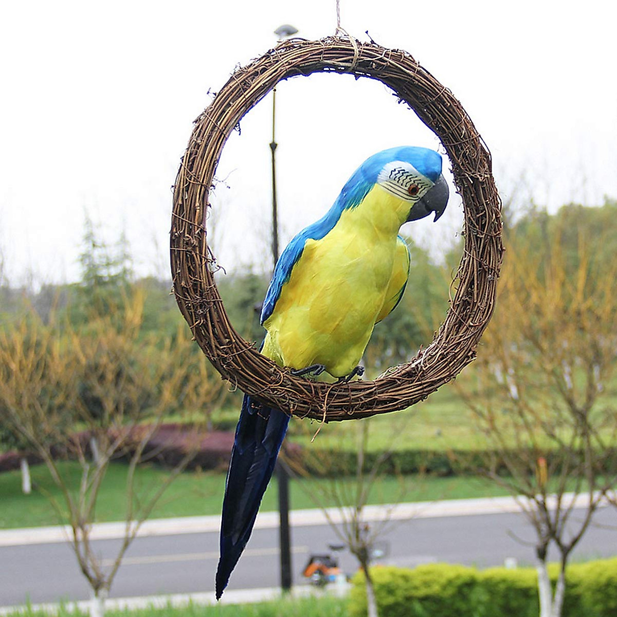 Grapevine Wreath Natural Vine Branch Decorative Wooden Twig Garland for DIY Crafts Home Wedding Holiday Party Decor